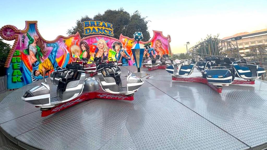 RIDESZONE Used Rides Crazy Dance #4016